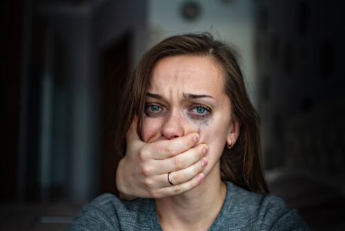 Misoginia: 15 características de las personas misóginas - La Mente es ...