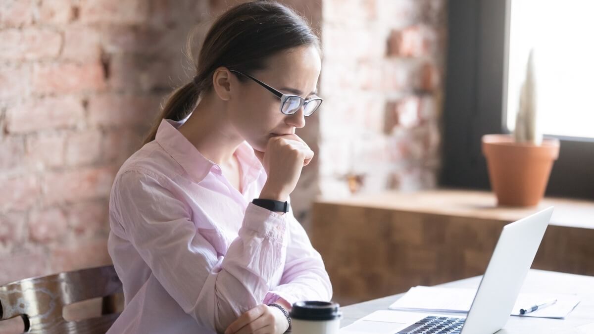 ¿Qué es la atención selectiva? Características, teorías y ejemplos - La ...