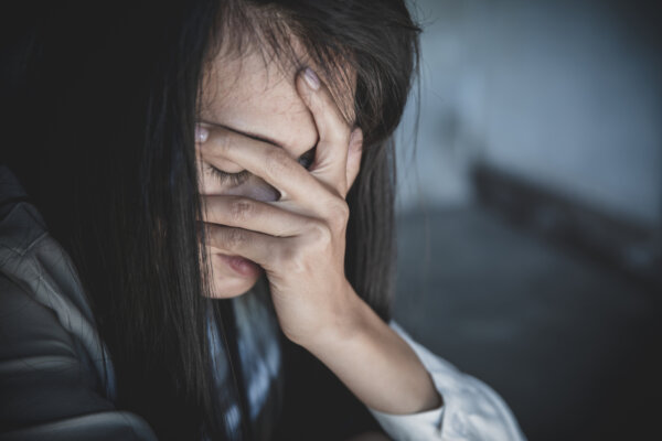 ¿Cómo dejar de llorar?