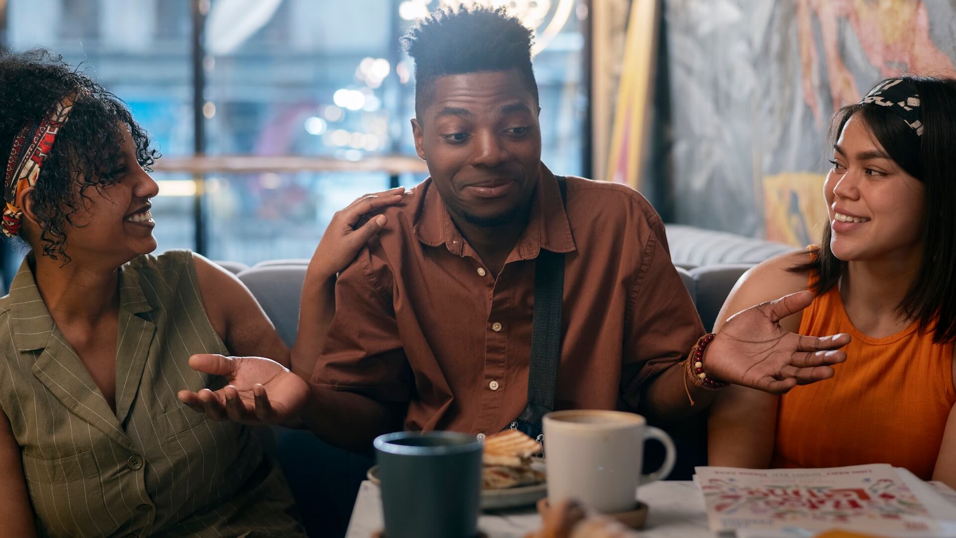 Consejos para ser una persona más interesante y cautivar a los demás